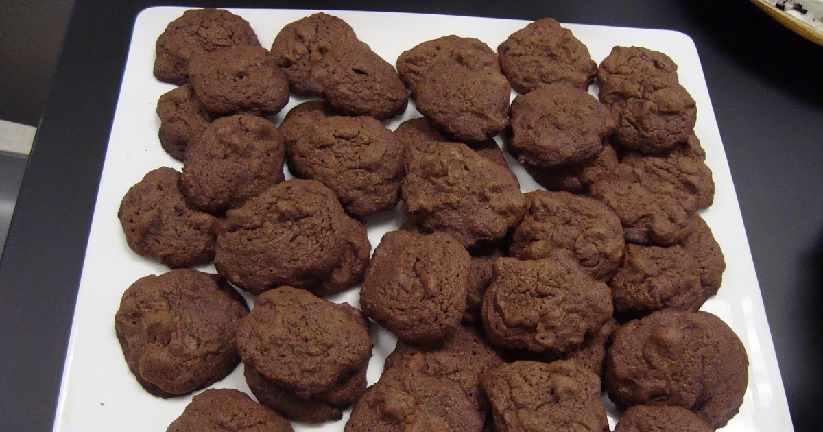 I Should Be In The Kitchen: 2 Bite Cookies.