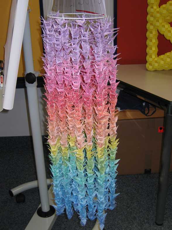 Crafty Mommy and Me: 1000 paper cranes