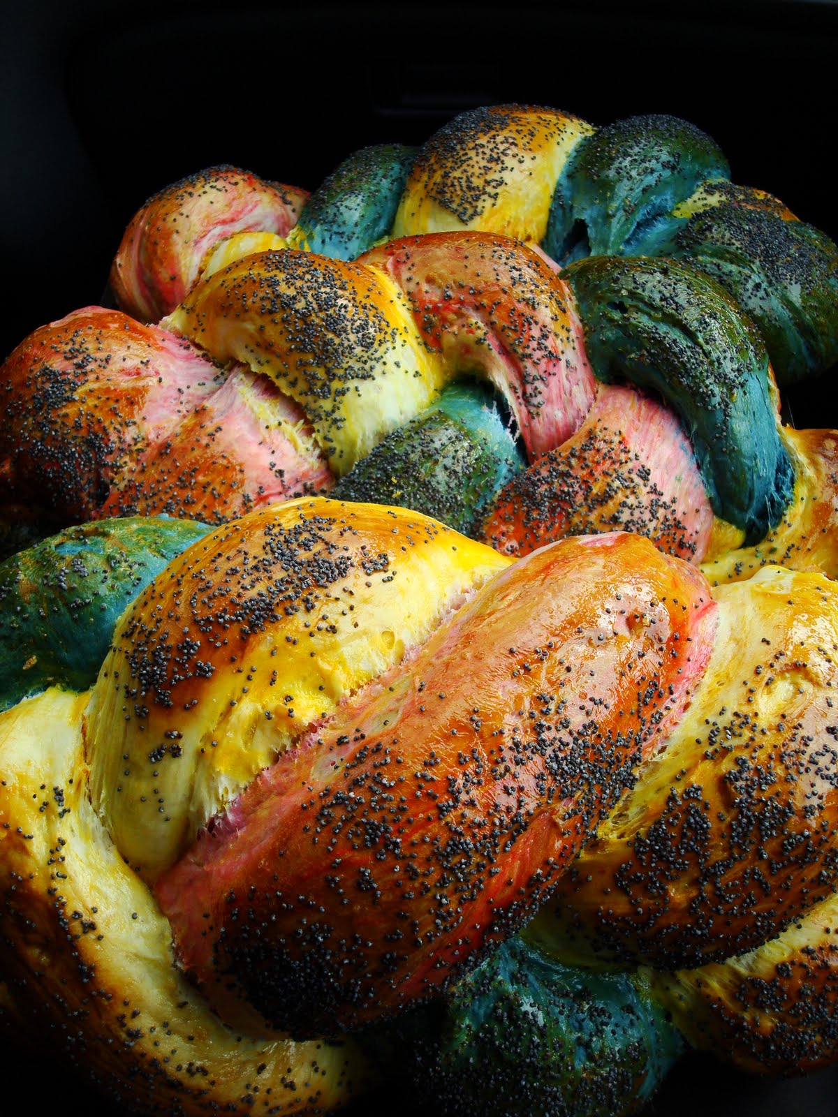 LUSH-ous Baking: Zopf (Swiss Braided Bread)