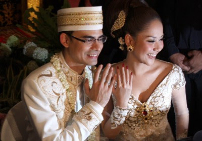 Wedding Photos – Bunga Citra Lestari & Ashraf Sinclair | Malaya