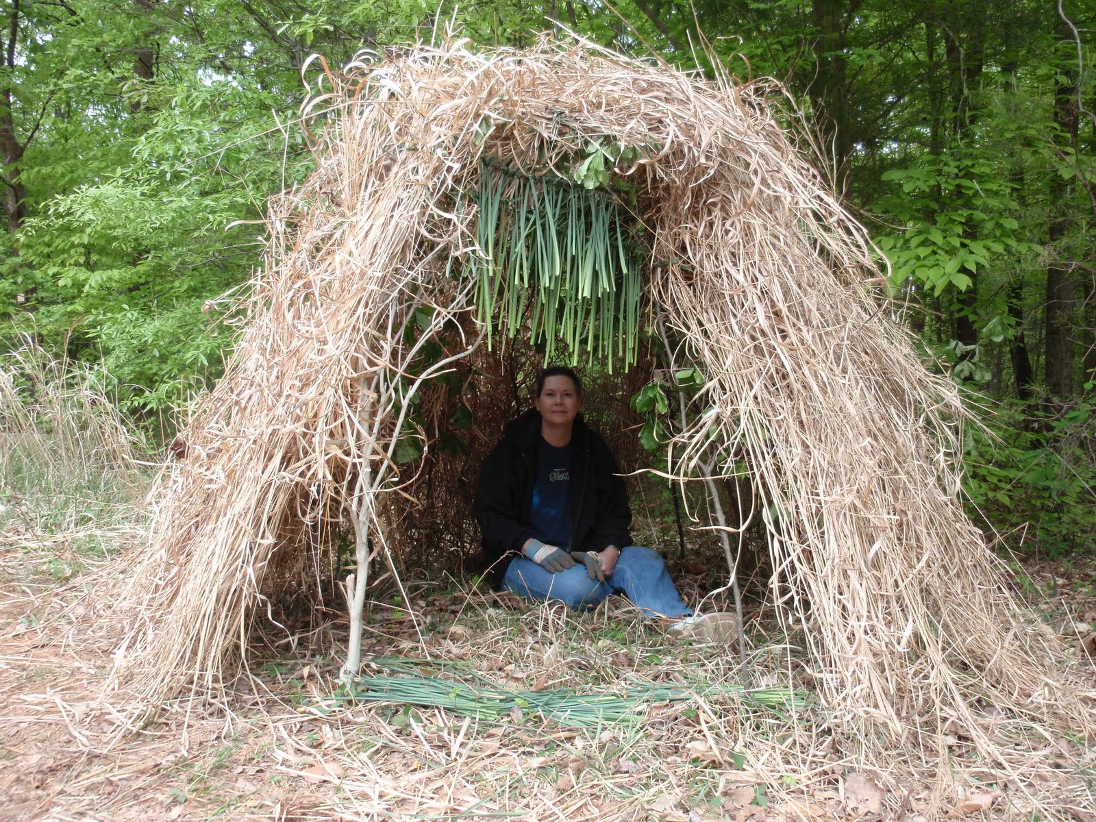 ConnieConcepts: Environment (Grass Hut) completion notes 4/18/10