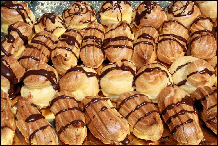 dulcesconluana: PROFITEROLES RELLENOS DE CREMA PASTELERA (TM)