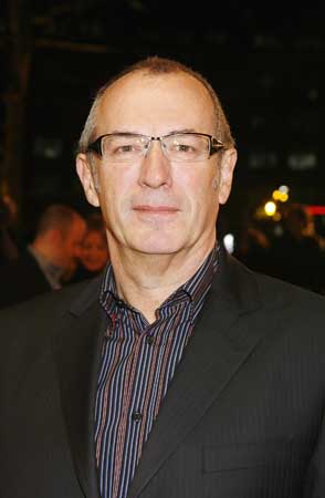 FRANK MILLER and DAVE GIBBONS's MARTHA WASHINGTON SAVES THE WORLD - C ...