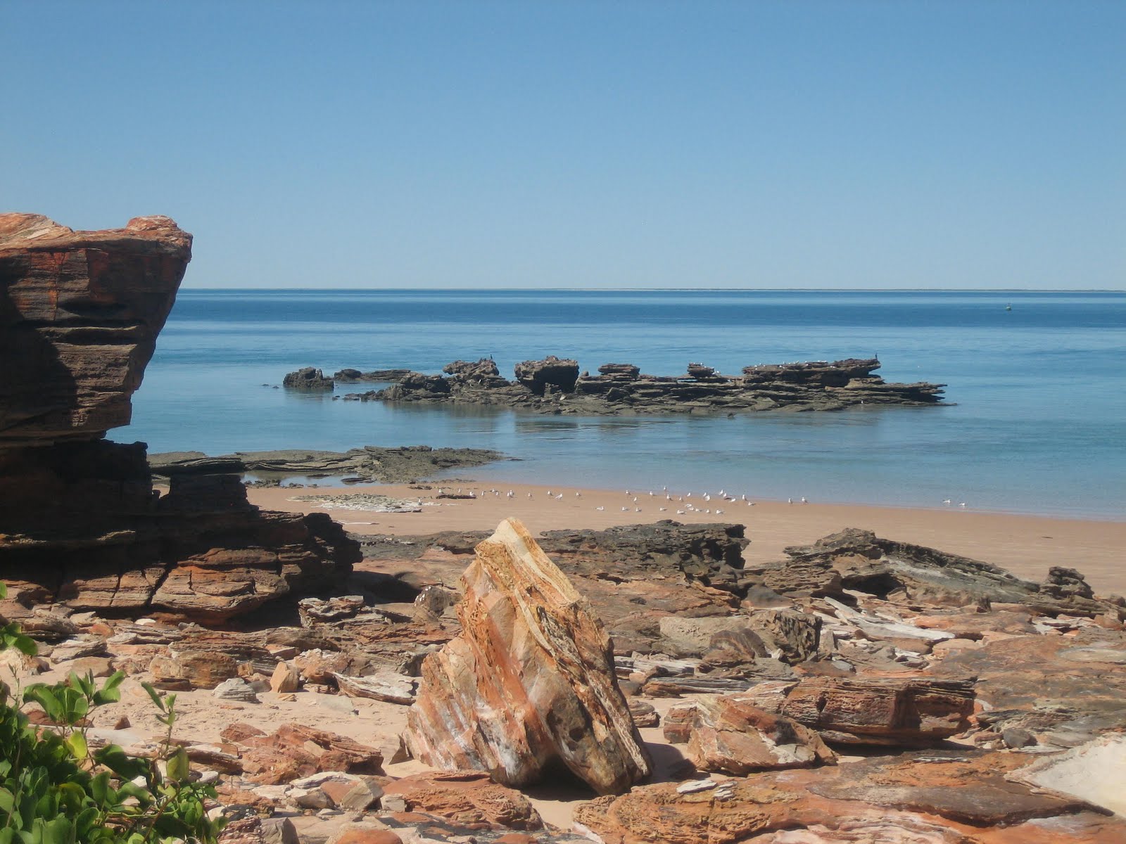 Let's go Moerkabout: Broome, town beach and pier