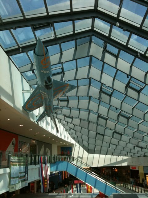 This & That - Mobile phone blog: Loop Mall - Darmstadt