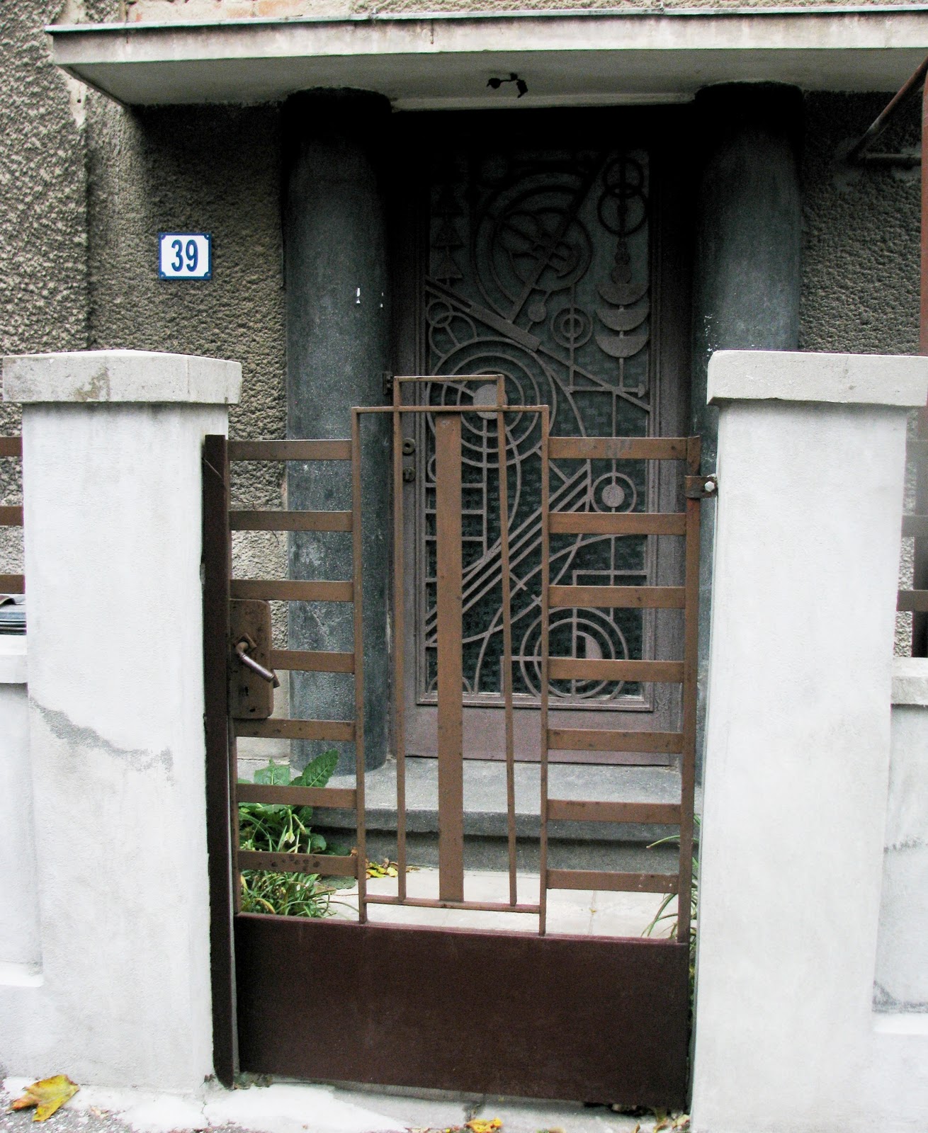 Unknown Bucharest: Art Deco in Bucuresti