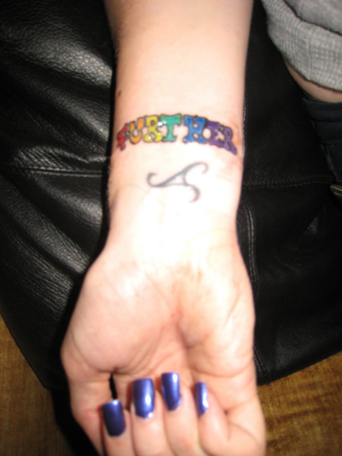 Satan Goes to Sing Sing: picture spam... halloween costumes! stripper style