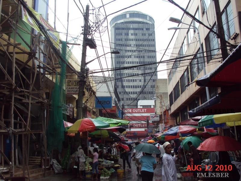 Em Esber Blog 2: Some photos of Plaza Miranda, Carlos Palanca Street ...