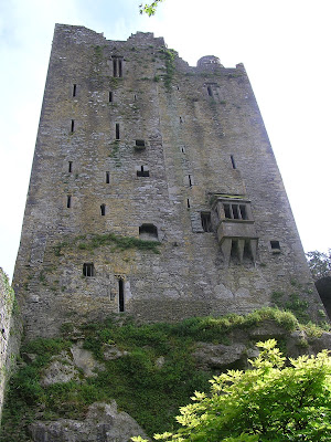 neil&lorraine: Kissing the baloney stone