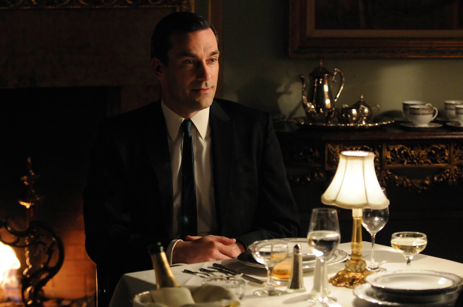 The Unseen Second Floor: Mad Men 's Fourth Season Premiere