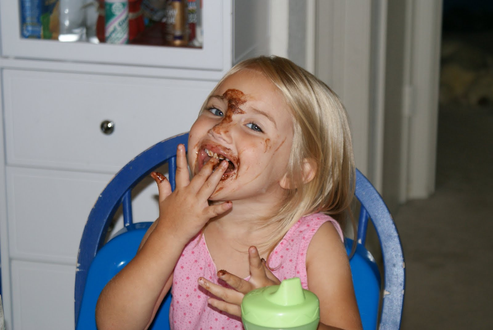 Enjoying My Family: How to Eat a Reese's Peanut Butter Cup