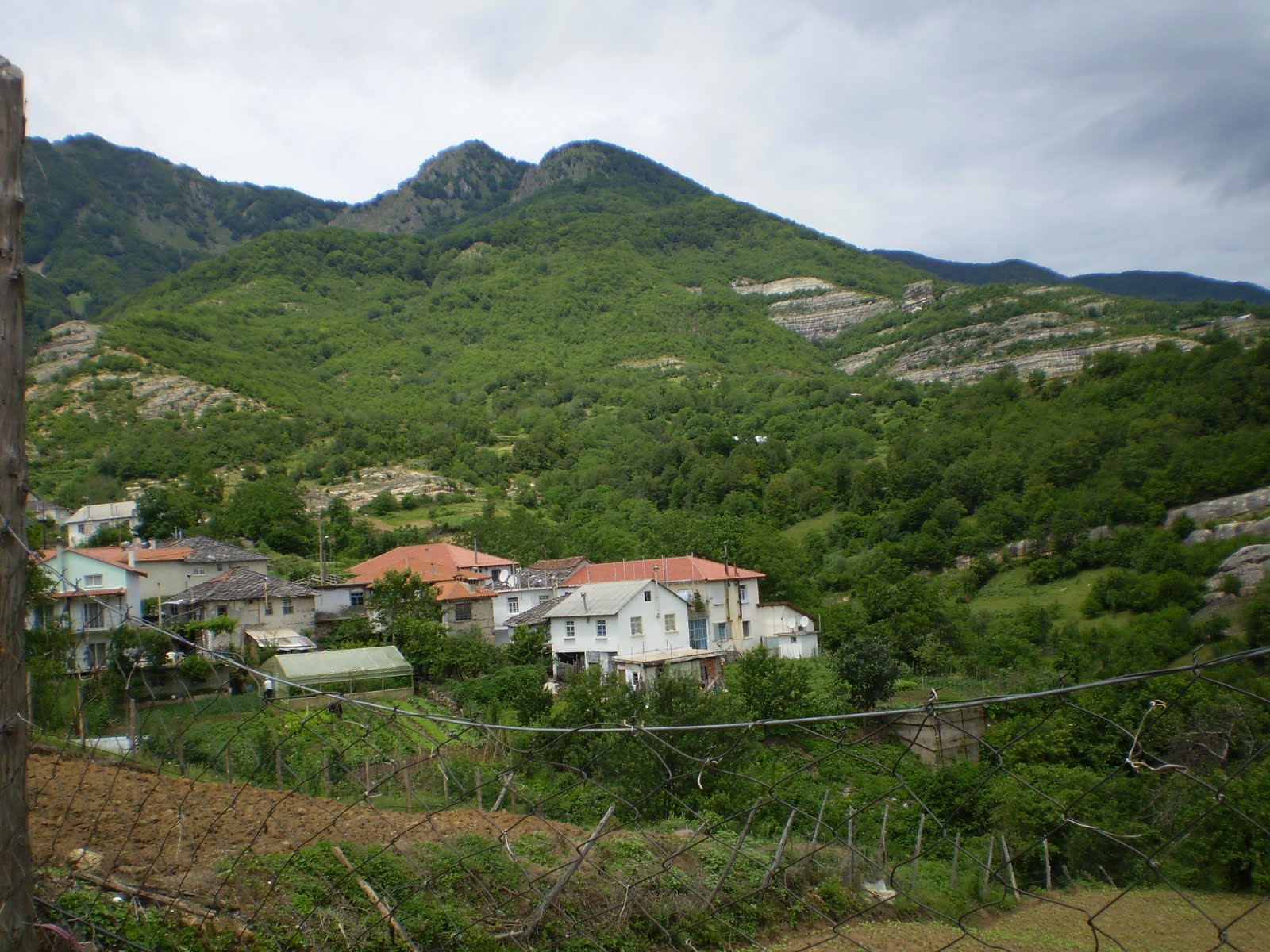 κοντοτασιος νικος.com: ορεινη ξανθη πομακοχωρια κοντα στο χωριο δημαριο