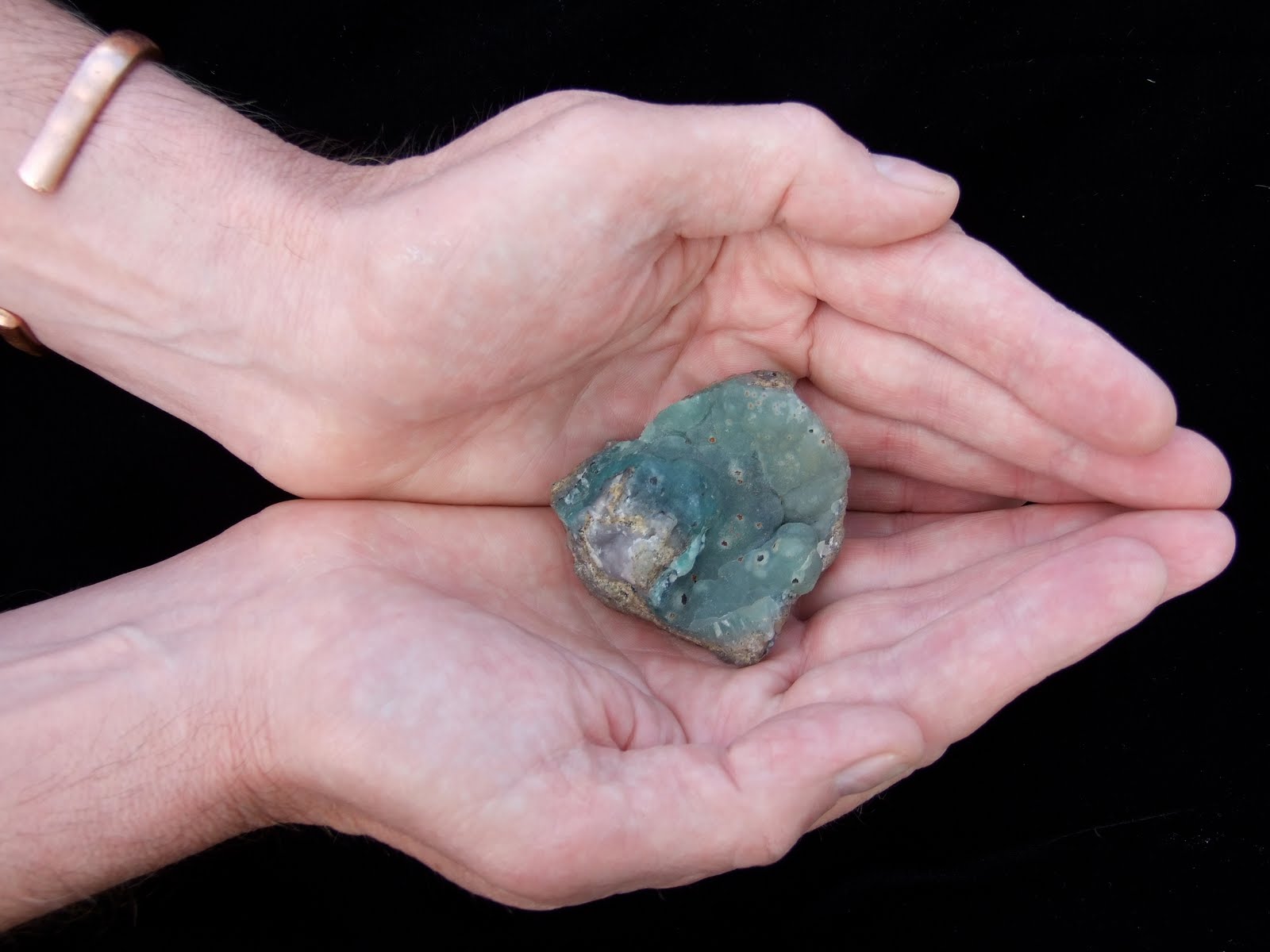 Spiritual Healing Scotland: SMITHSONITE - the stress buster stone