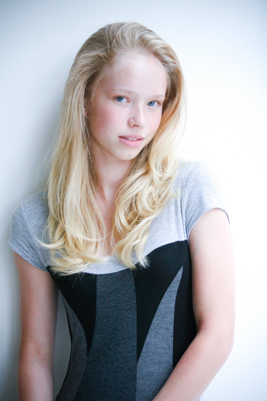 Emma Mariel Bartlett | the Fashion Spot