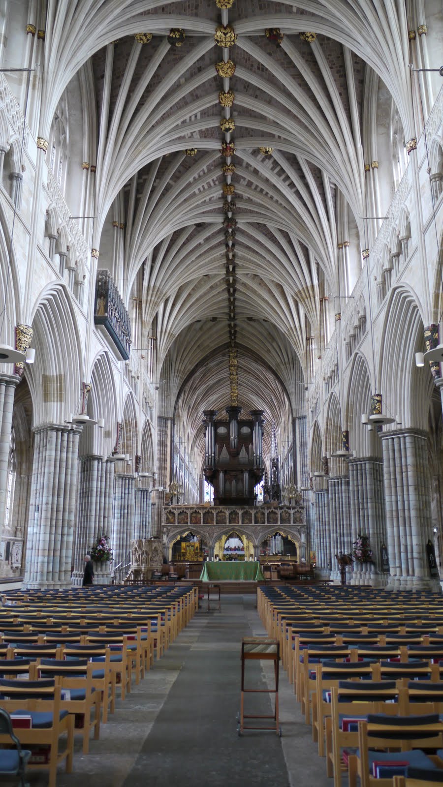 Exeter Cathedral Architecture - Britain All Over Travel Guide