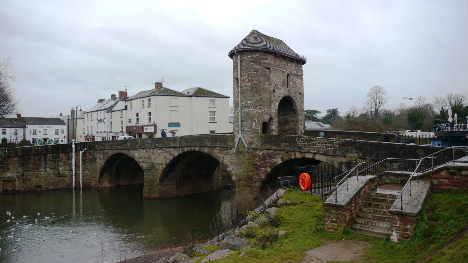 Monnow Bridge Monmouth - Britain All Over Travel Guide