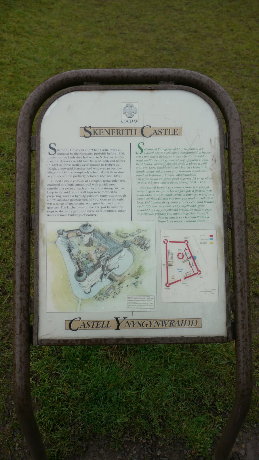 Skenfrith Castle Monmouthshire - Britain All Over Travel Guide