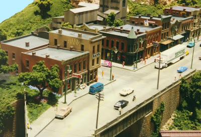 model railroad ideas: cool town layouts
