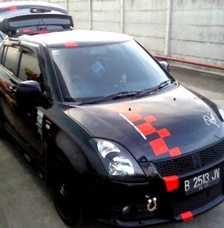 STICKRENZ: Swift Car Sticker