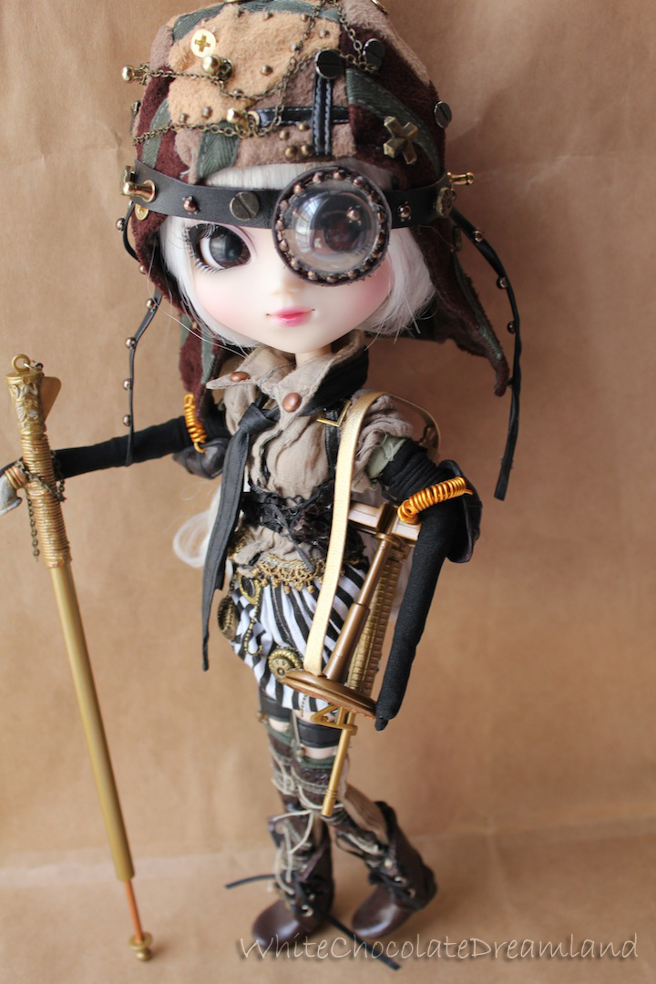 WhiteChocolateDreamland: Deboxing my Pullip Steampunk EOS