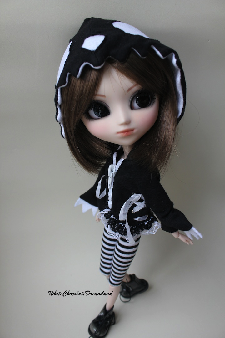 WhiteChocolateDreamland: Custom Pullip Aya