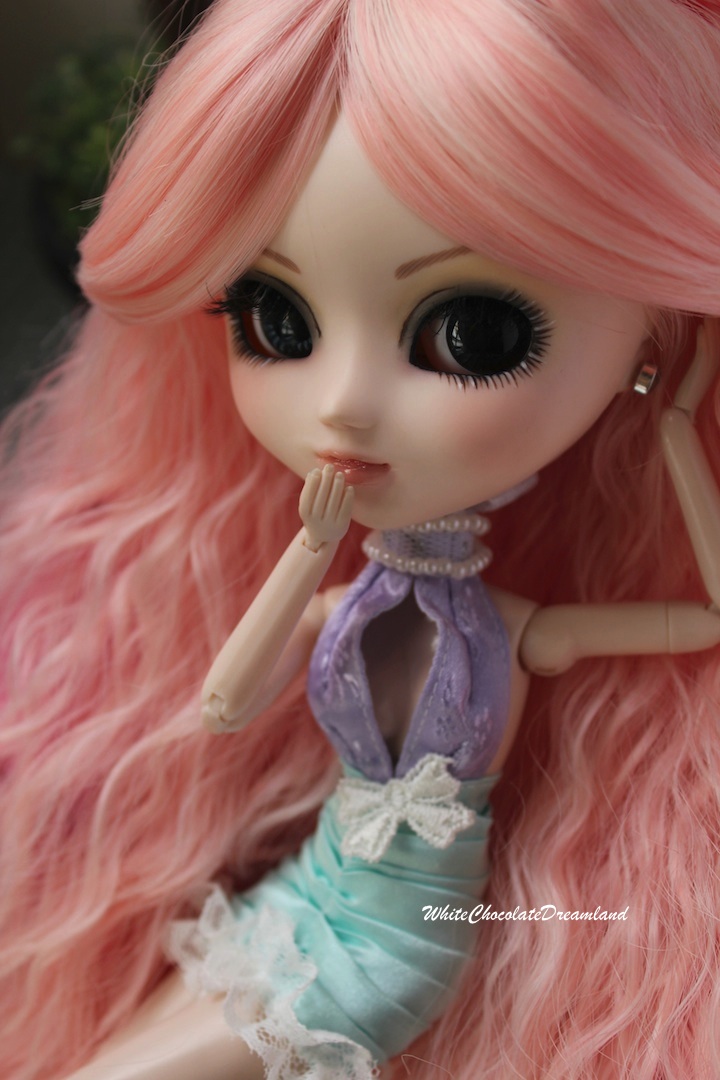 WhiteChocolateDreamland: Custom Pullip Aya