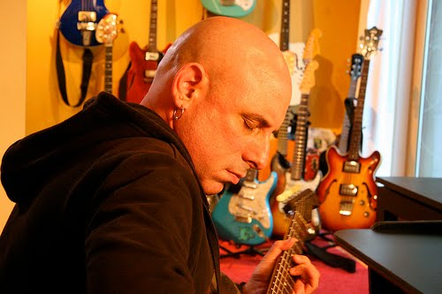 Gitbox Culture Blog: Guitars, Guitarists and Guitar Culture.