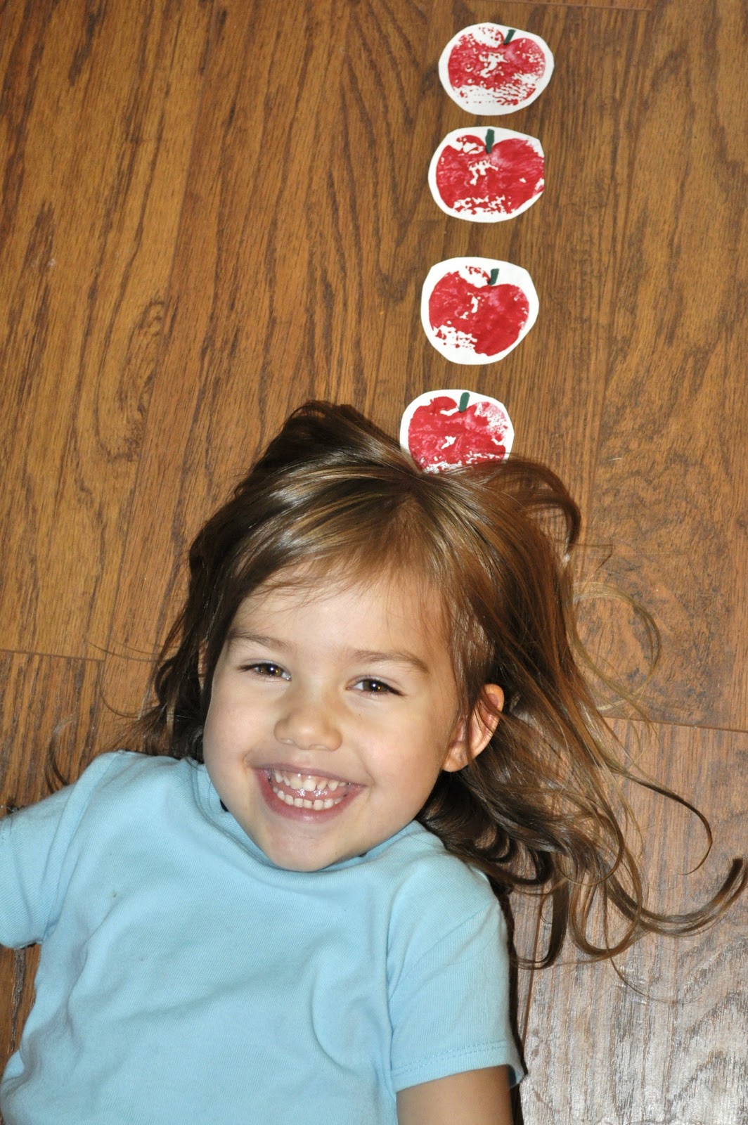 Apple Counting Game - Kids Activities | Saving Money | Home Management ...