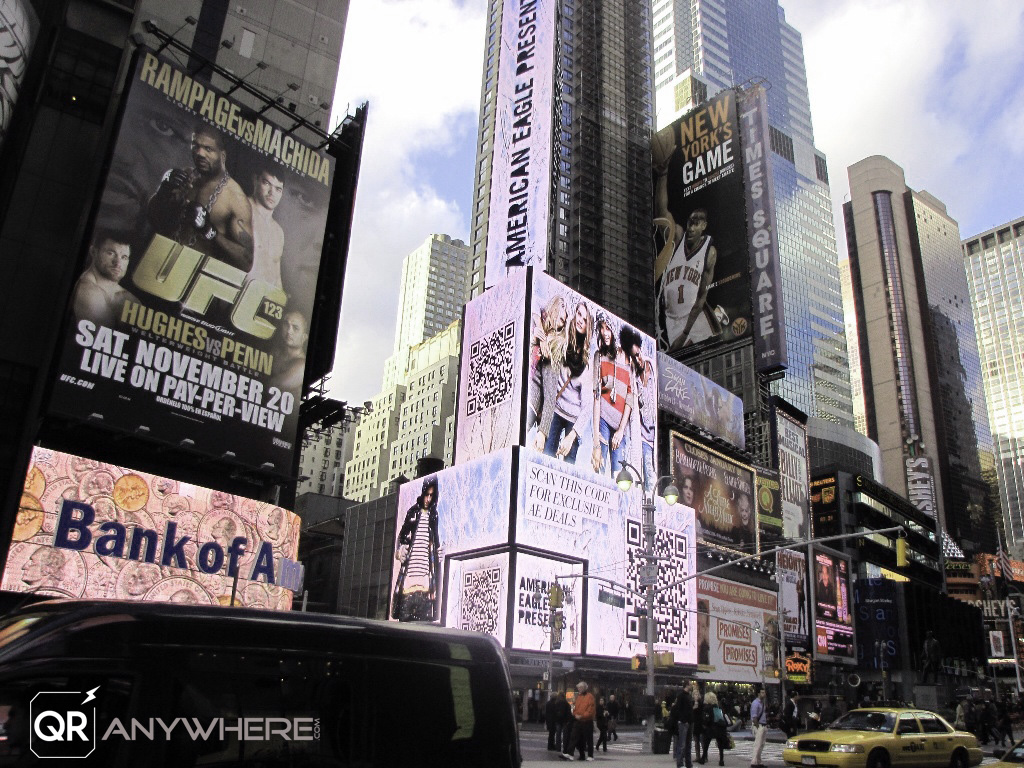 QR Codes Anywhere: American Eagle QR Codes in Times Square
