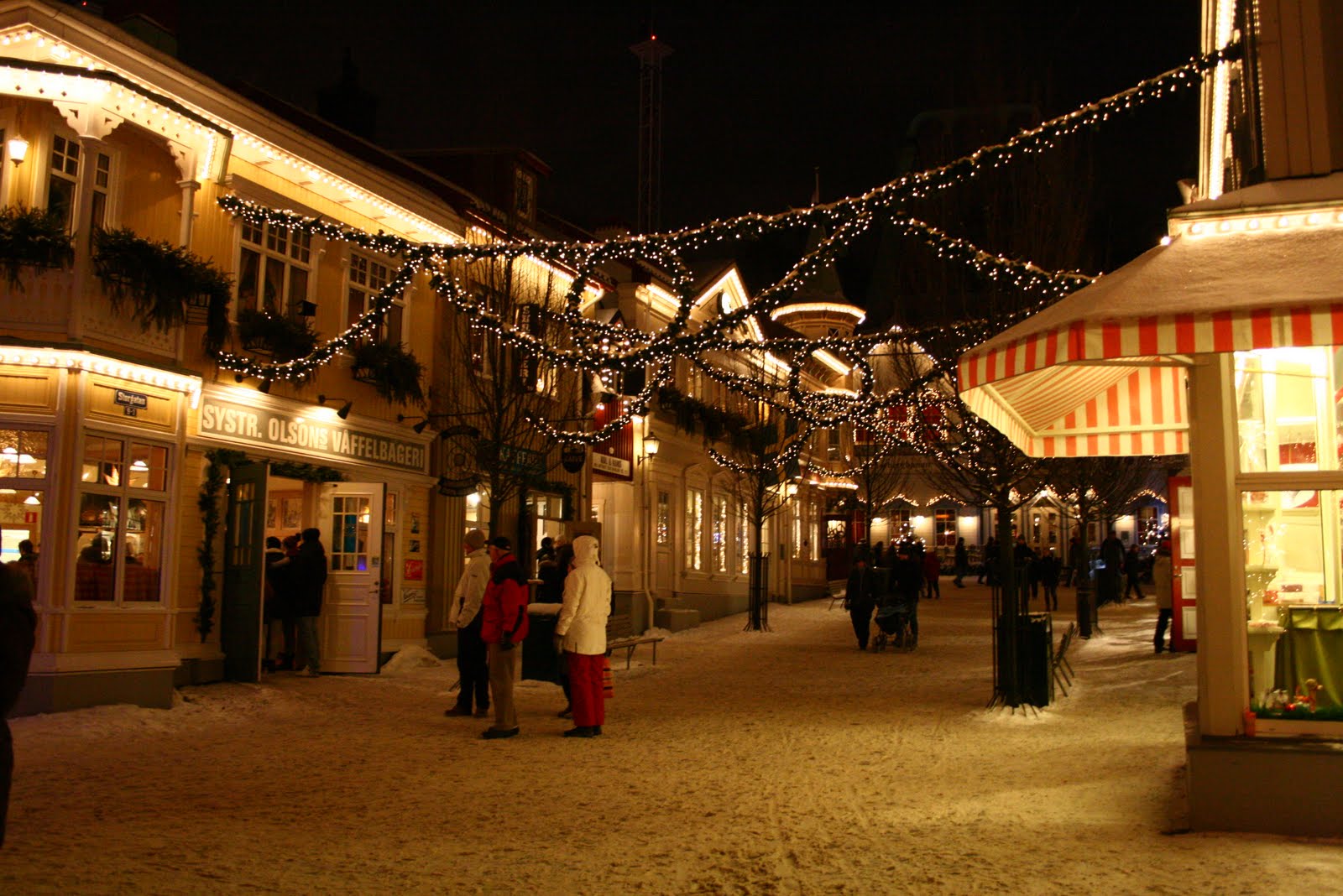 Clara Stickar: Jul på Liseberg
