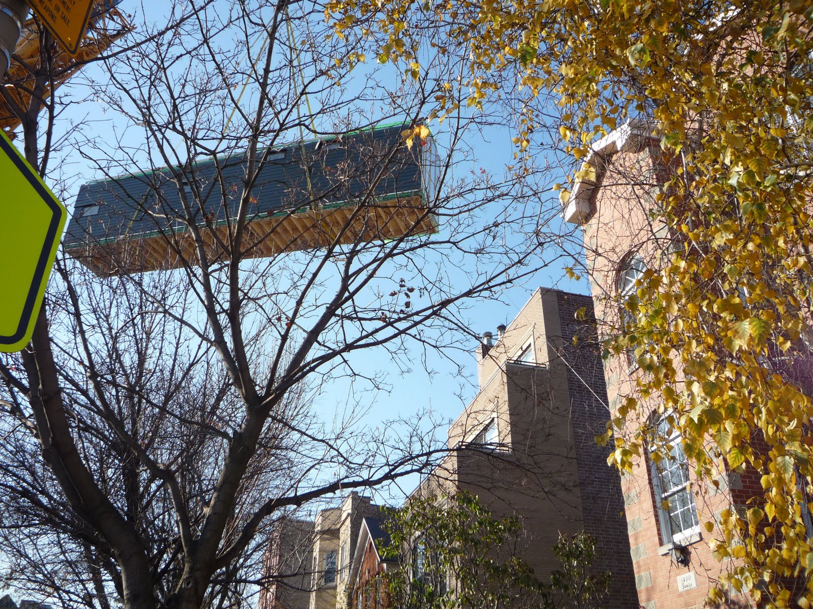 Prefab in Chicago: Flying House