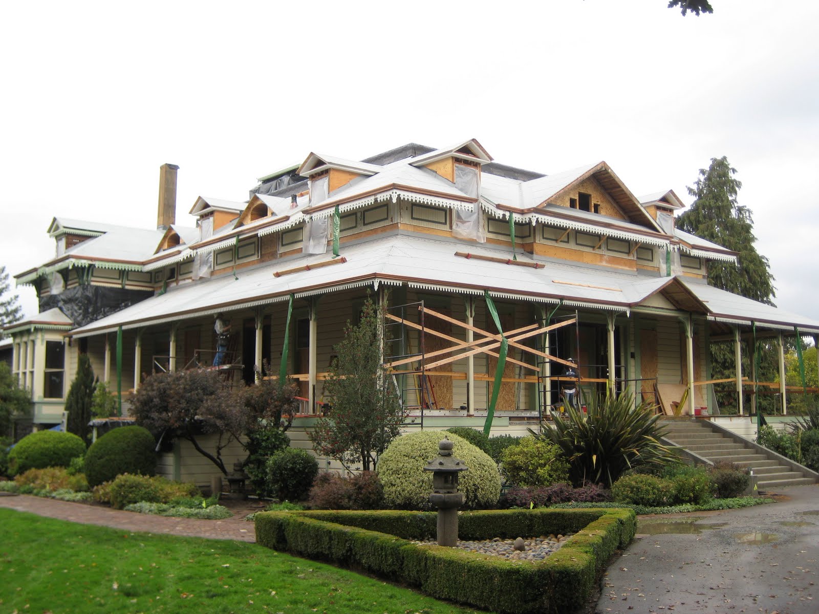 McDonald Mansion, Santa Rosa, CA: Architectural Styles