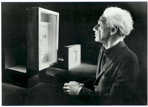 A Little Piece of Design: Joseph Cornell