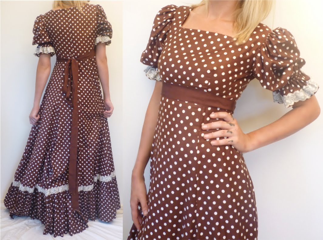 The Posh Op Shopper by Je T'aime Vintage: Dollyrockers Dress and more!