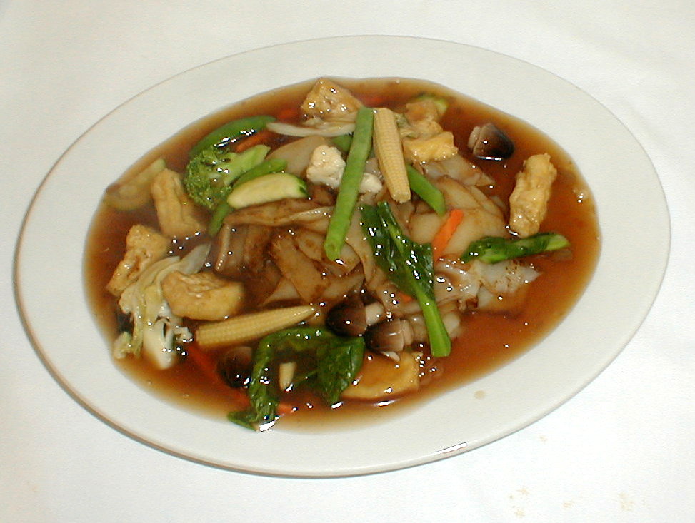 Pipon Thai Kitchen: Today special - Rad Nah Gai