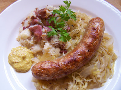Kitchen Forager: Bratwurst and Sauerkraut