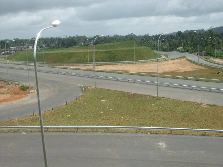 Images of Sri Lanka: The Colombo - Matara Highway (some completed ...