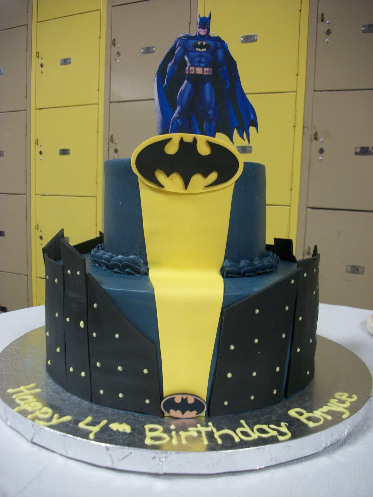 MacKenzie's Crafty Mom: Holy CAKE!, Batman!