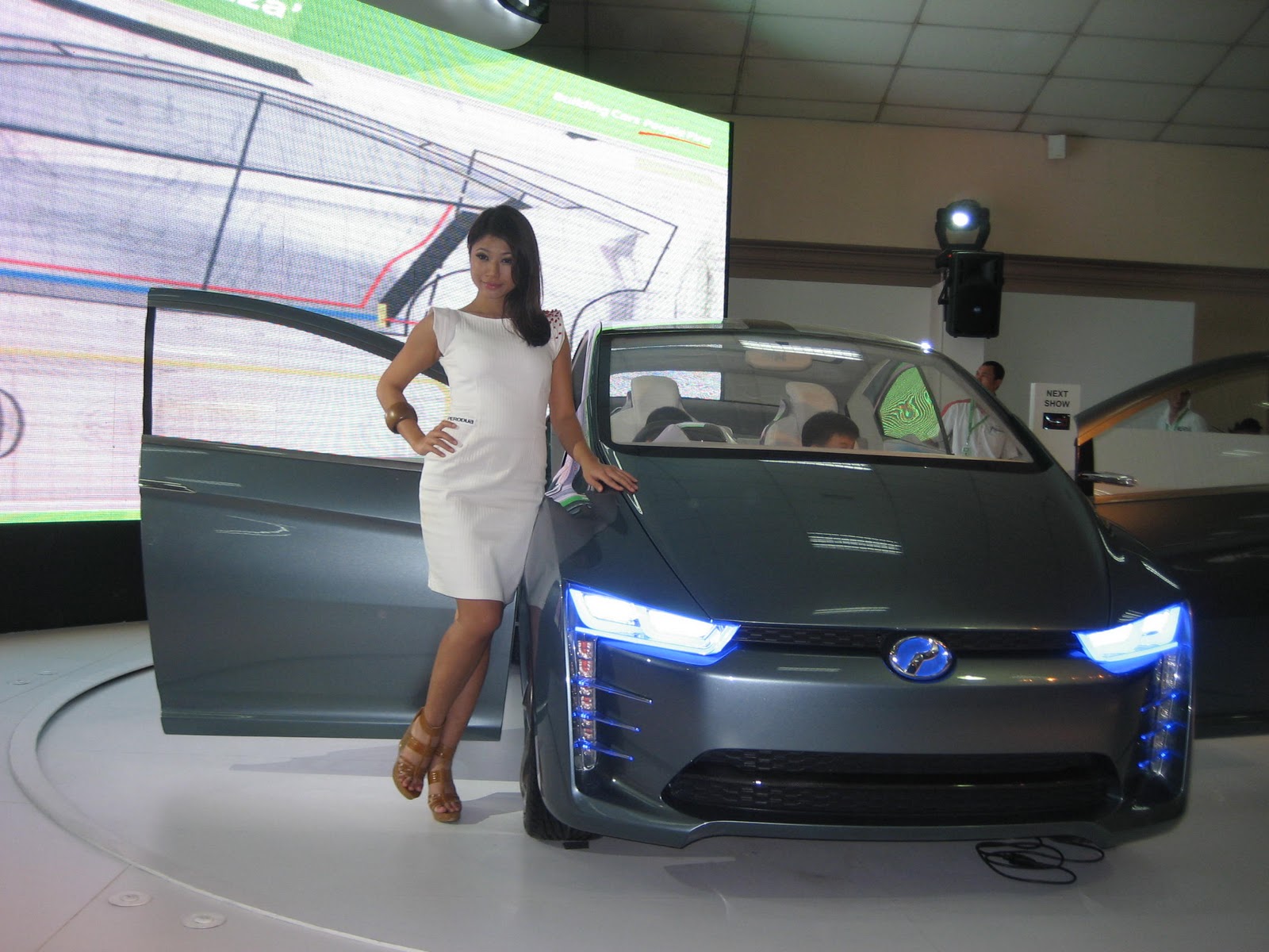 CariAuto: Perodua Bezza concept