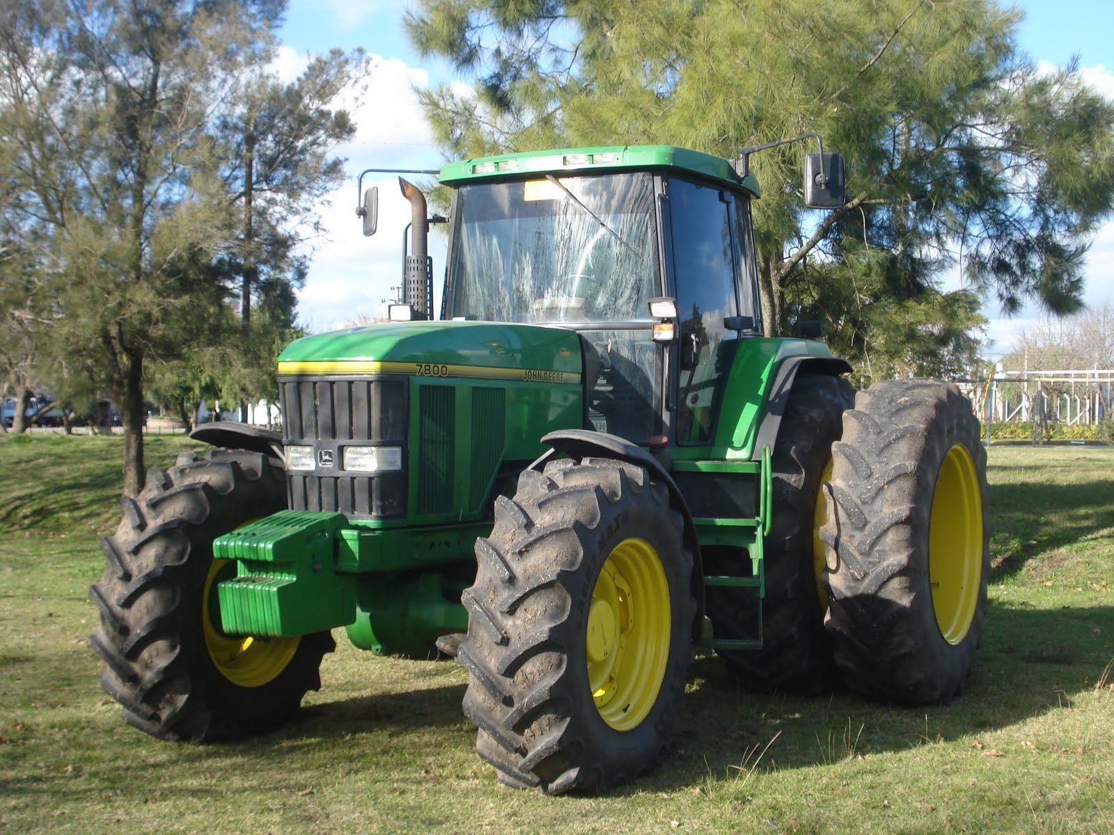 "Maquinaria Agrícola en General, y Servicios": Vendo Tractor John Deere ...