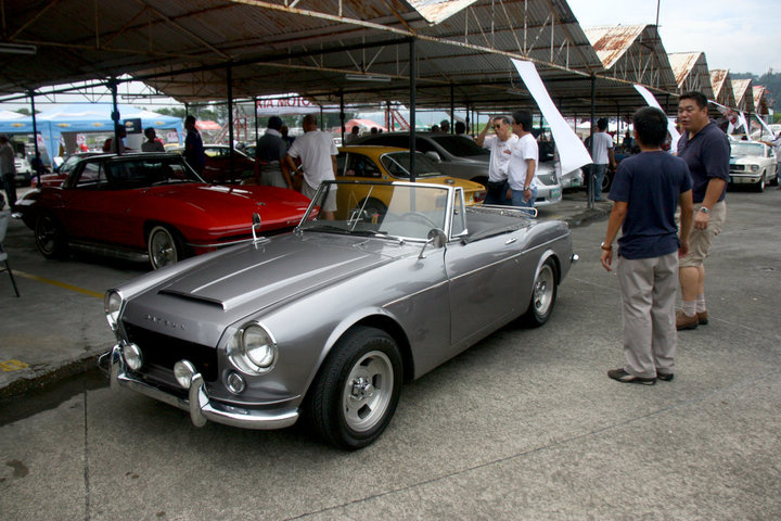 Vintage Race at the Subic International Raceway - Datsun Roadster Forum ...