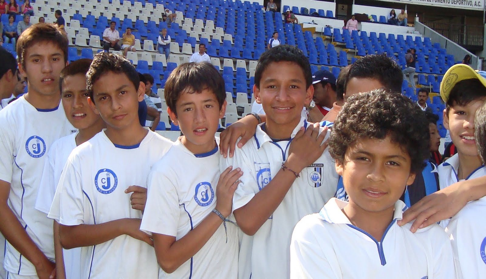 Querétaro CUP Bicentenario 2010: CAMPEONES Varinil 2000: Casa de la ...