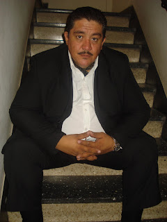 CLAUDIO TORRES ACTOR Y MUSICO