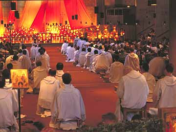 Discover Happiness: The Taize Community: Building a pilgrimage of trust ...