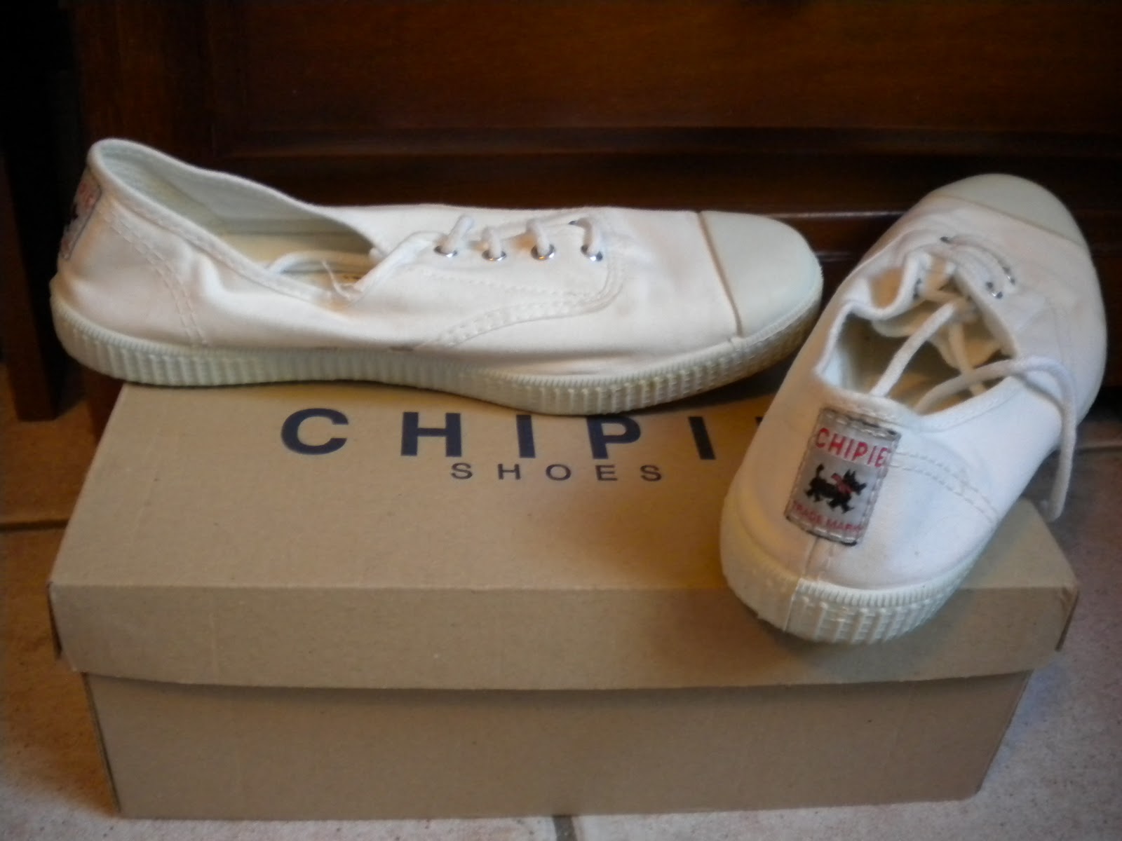 Miss Shopping vide son Dressing