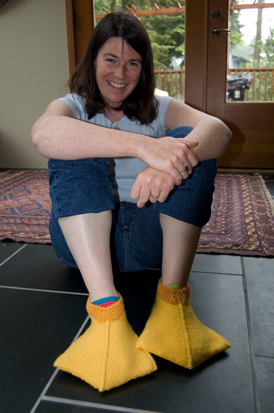 Curious Knitter: Felted Duck Slippers