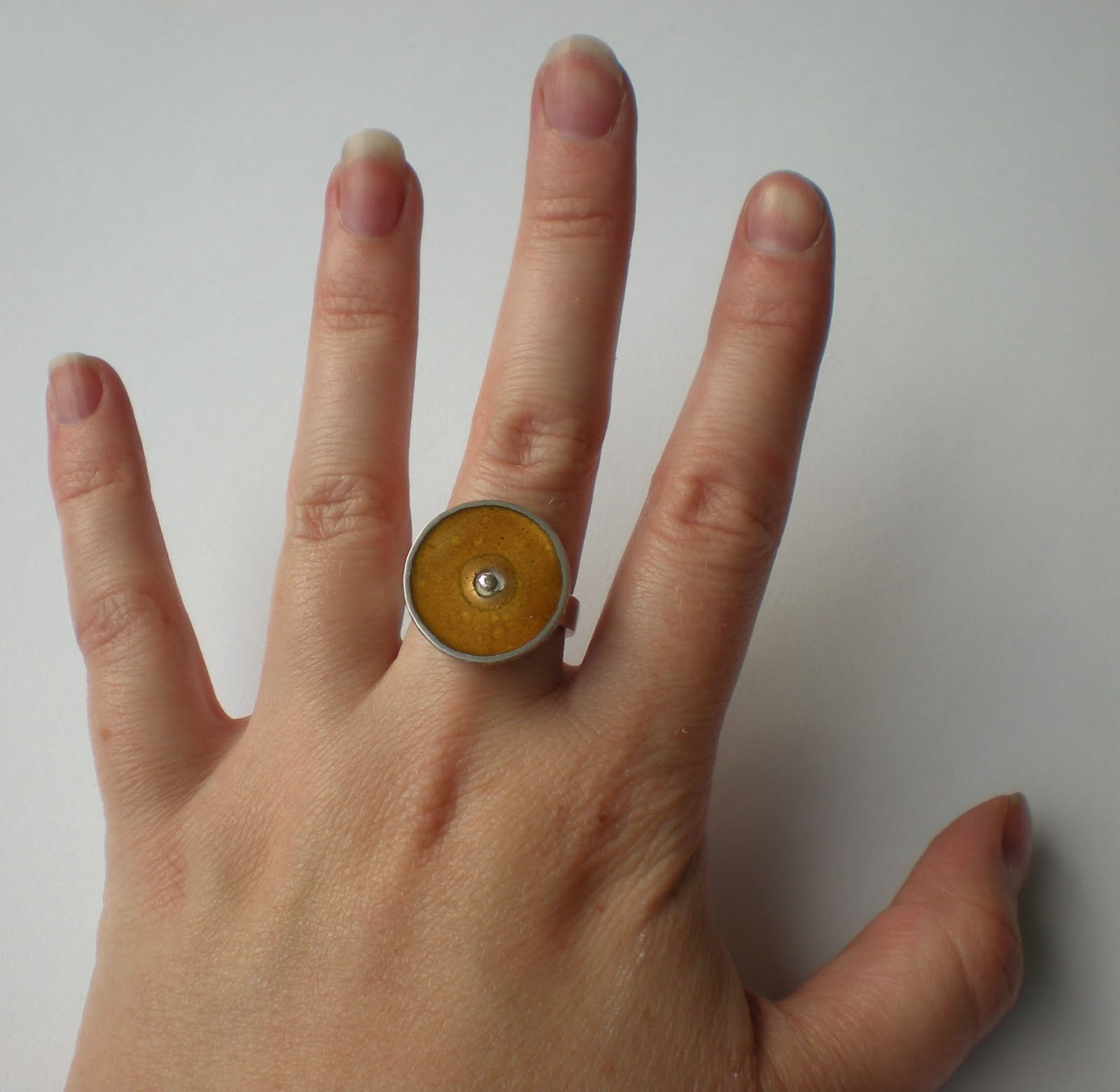 annan aarteet: emalointia