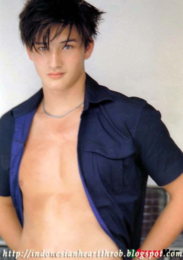 Profil Artis: MIKE LEWIS