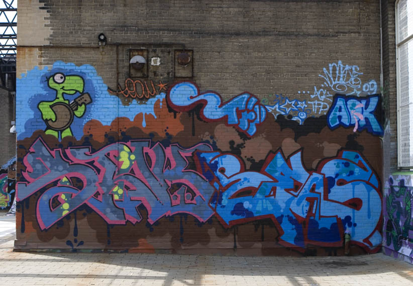 Fat Cap magazine: Rooftop legends NYC 2010