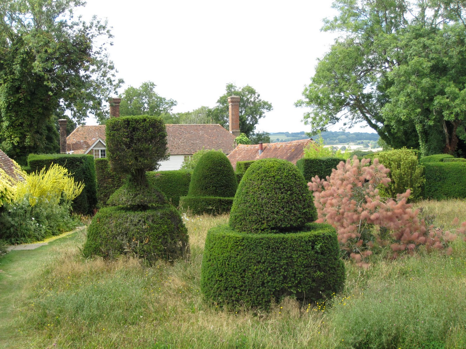 Phyllis Odessey: A story behind every plant:GREAT DIXTER